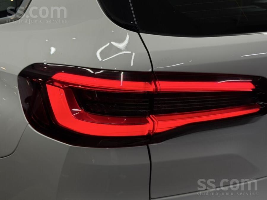 Balts BMW X5 2023 Rīga, ar dzinēja tilpumu 3.00 L un nobraukumu 43 tūkst. km par 45500 €, foto 31 vietnē AUTOMOTO.COM.LV