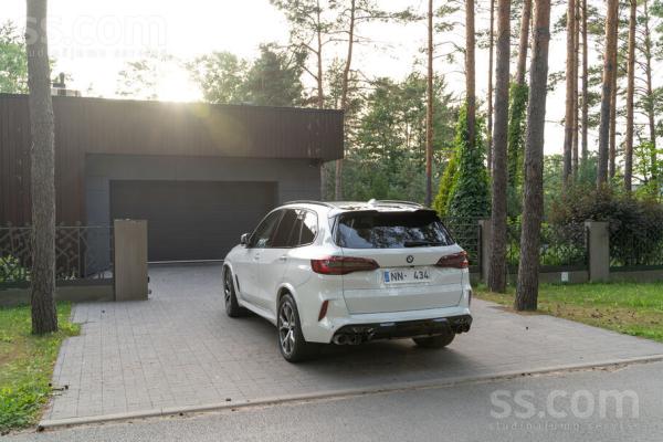 Balts BMW X5 2023 Rīga, ar dzinēja tilpumu 3.00 L un nobraukumu 62 tūkst. km par 43000 €, foto 4 vietnē AUTOMOTO.COM.LV