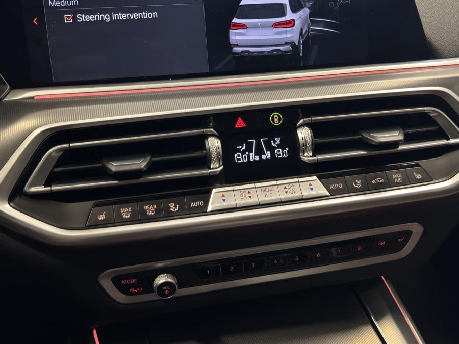 Balts BMW X5 2023 Rīga, ar dzinēja tilpumu 3.00 L un nobraukumu 43 tūkst. km par 45500 €, foto 23 vietnē AUTOMOTO.COM.LV