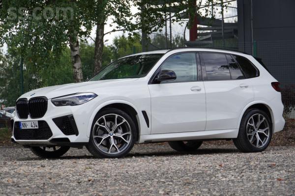 Balts BMW X5 2023 Rīga, ar dzinēja tilpumu 3.00 L un nobraukumu 62 tūkst. km par 43990 €, foto 3 vietnē AUTOMOTO.COM.LV