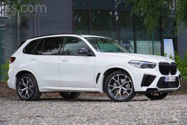 Balts BMW X5 2023 Rīga, ar dzinēja tilpumu 3.00 L un nobraukumu 62 tūkst. km par 43990 €, foto 4 vietnē AUTOMOTO.COM.LV