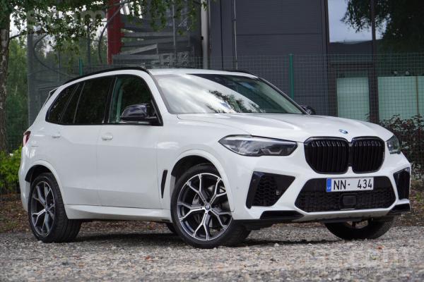Balts BMW X5 2023 Rīga, ar dzinēja tilpumu 3.00 L un nobraukumu 62 tūkst. km par 43990 €, foto 5 vietnē AUTOMOTO.COM.LV