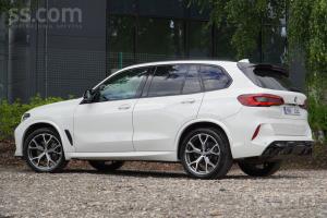 Balts BMW X5 2023 Rīga, ar dzinēja tilpumu 3.00 L un nobraukumu 62 tūkst. km par 43990 €, foto 11 vietnē AUTOMOTO.COM.LV