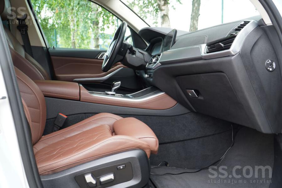Balts BMW X5 2023 Rīga, ar dzinēja tilpumu 3.00 L un nobraukumu 62 tūkst. km par 43990 €, foto 16 vietnē AUTOMOTO.COM.LV