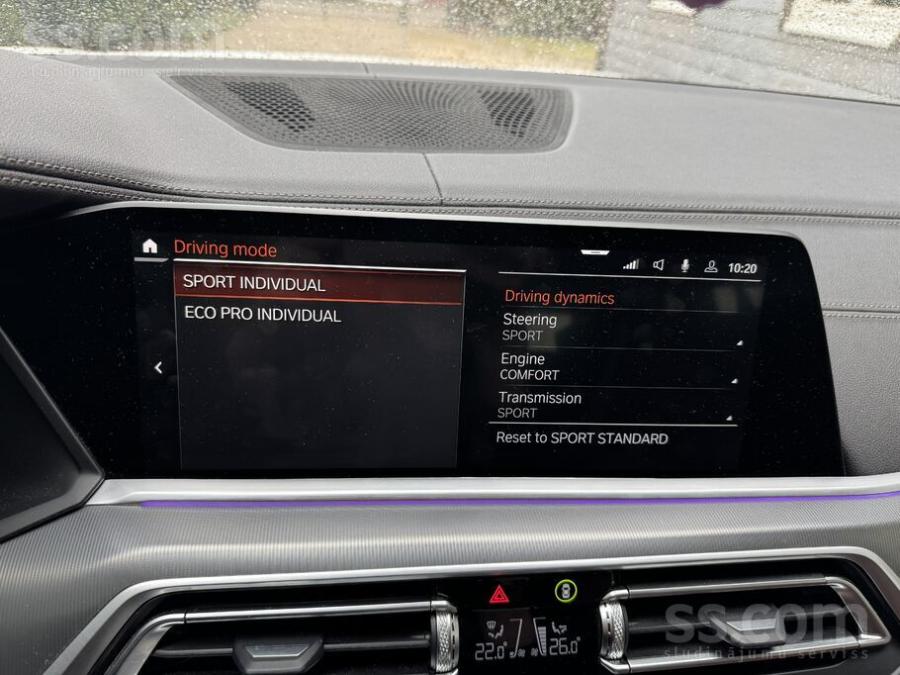 White BMW X5 2023 in Jurmala, with an engine capacity of 3.00 L and mileage of 42 thousand km for 43500 €, photo 18 on AUTOMOTO.COM.LV