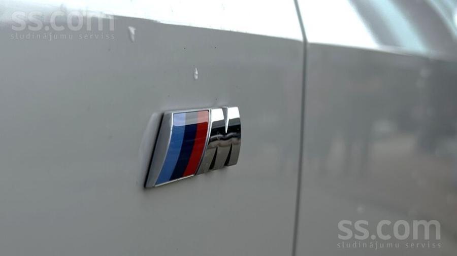 White BMW X5 2023 in Riga, with an engine capacity of 3.00 L and mileage of 41 thousand km for 59000 €, photo 14 on AUTOMOTO.COM.LV