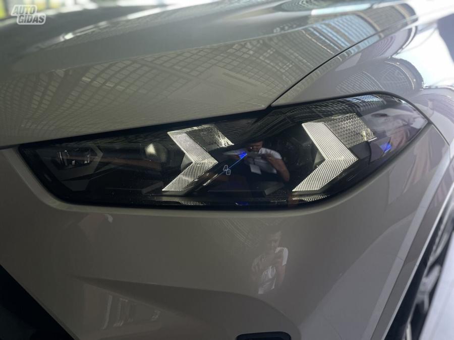 White BMW X5 2023 in Klaipeda, with an engine capacity of 3.00 L and mileage of 99 thousand km for 69991 €, photo 9 on AUTOMOTO.COM.LV