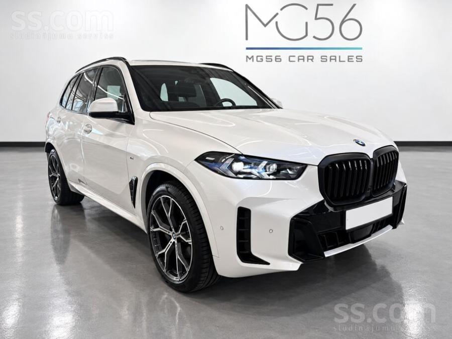 Balts BMW X5 2023 Rīga, ar dzinēja tilpumu 3.00 L un nobraukumu 33 tūkst. km par 69900 €, foto 3 vietnē AUTOMOTO.COM.LV