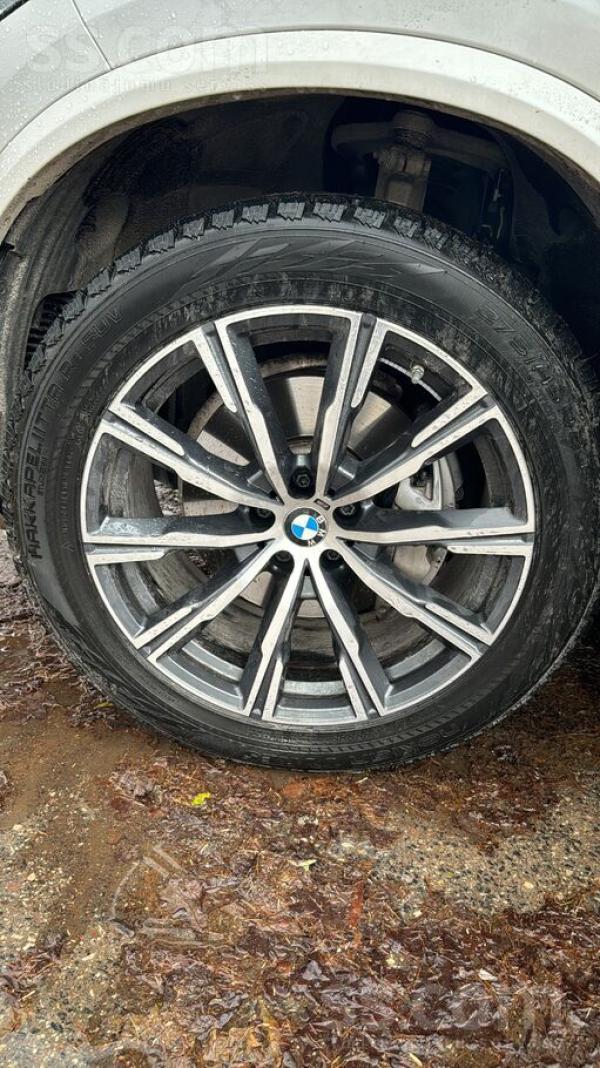 BMW X5 2023 LiepÄja vietnÄ Balts BMW X5 2023 LiepÄja, ar dzinÄja tilpumu 3.00 L un nobraukumu 53 tÅ«kst. km par 60000 ā¬, foto 6 vietnÄ AUTOMOTO.COM.LV