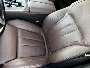 White BMW X5 2023 in Marijampole, with an engine capacity of 2.99 L and mileage of 76 thousand km for 45500 €, photo 20 on AUTOMOTO.COM.LV