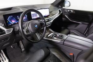 White BMW X5 2023 in Vilnius, with an engine capacity of 3.00 L and mileage of 67 thousand km for 66491 €, photo 16 on AUTOMOTO.COM.LV