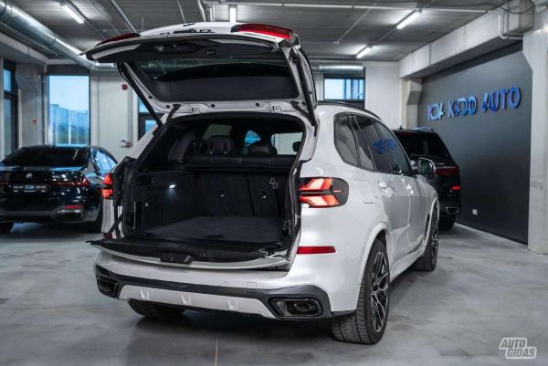 White BMW X5 2024 in Marijampole, with an engine capacity of 3.00 L and mileage of 34 thousand km for 64950 €, photo 10 on AUTOMOTO.COM.LV