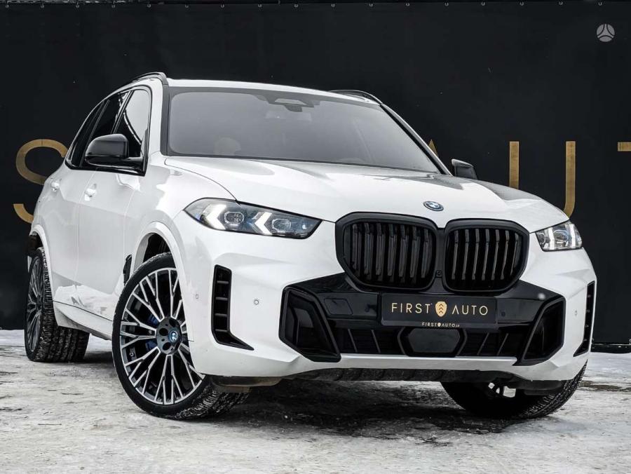 Balts BMW X5 2024 Tukums, ar dzinēja tilpumu 0.00 L un nobraukumu 25 tūkst. km par 88800 €, foto 1 vietnē AUTOMOTO.COM.LV