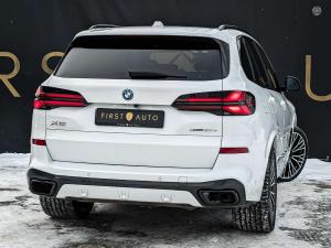 Balts BMW X5 2024 Tukums, ar dzinēja tilpumu 0.00 L un nobraukumu 25 tūkst. km par 88800 €, foto 3 vietnē AUTOMOTO.COM.LV