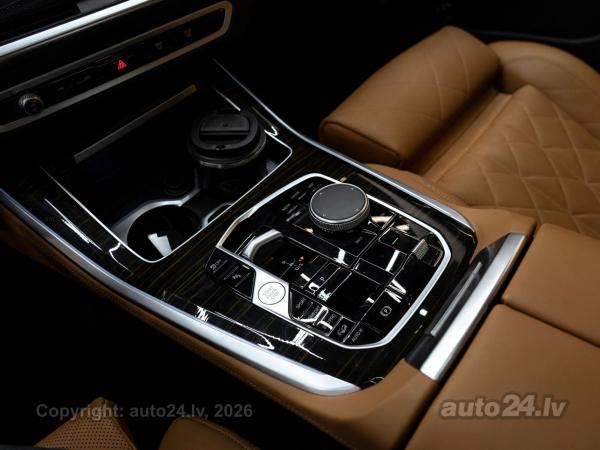 Balts BMW X5 2024 Tallina, ar dzinēja tilpumu 3.00 L un nobraukumu 86 tūkst. km par 79900 €, foto 9 vietnē AUTOMOTO.COM.LV