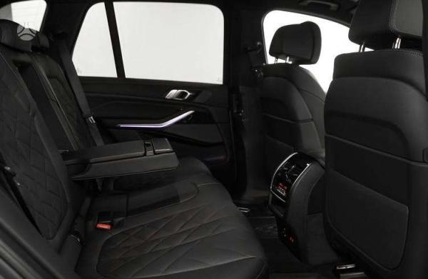 Balts BMW X5 2025 Tukums, ar dzinēja tilpumu 0.00 L un nobraukumu 34 tūkst. km par 75990 €, foto 8 vietnē AUTOMOTO.COM.LV