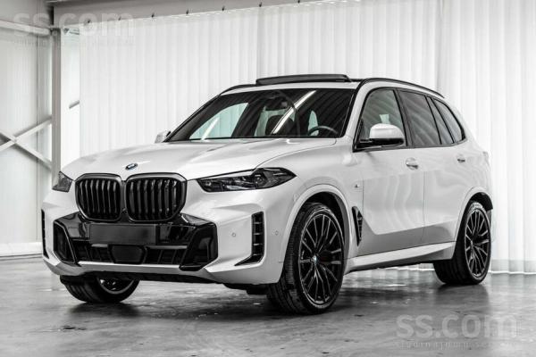 Balts BMW X5 2025 Tukums, ar dzinēja tilpumu 3.00 L un nobraukumu 0 tūkst. km par 75990 €, foto 1 vietnē AUTOMOTO.COM.LV