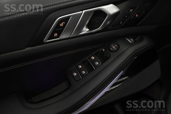 Balts BMW X5 2025 Tukums, ar dzinēja tilpumu 3.00 L un nobraukumu 0 tūkst. km par 75990 €, foto 10 vietnē AUTOMOTO.COM.LV