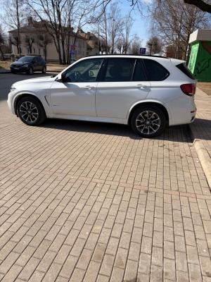 Balts BMW X5 2017 Rēzekne, ar dzinēja tilpumu 3.00 L un nobraukumu 280 tūkst. km par 25000 €, foto 2 vietnē AUTOMOTO.COM.LV
