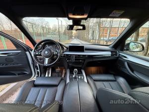 White BMW X5 2018 in Tallinn, with an engine capacity of 3.00 L and mileage of 143 thousand km for 27900 €, photo 7 on AUTOMOTO.COM.LV
