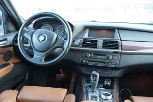 Balts BMW X5 2008 Klaipėda, ar dzinēja tilpumu 3.00 L un nobraukumu 318 tūkst. km par 9500 €, foto 6 vietnē AUTOMOTO.COM.LV