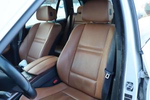 Balts BMW X5 2008 Klaipėda, ar dzinēja tilpumu 3.00 L un nobraukumu 318 tūkst. km par 9500 €, foto 13 vietnē AUTOMOTO.COM.LV