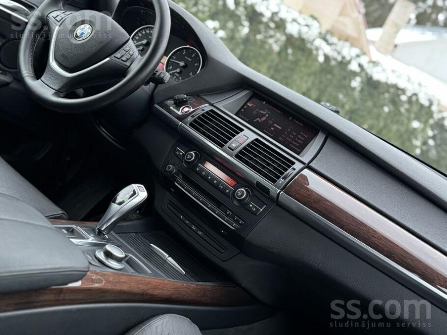Balts BMW X5 2009 Jūrmala, ar dzinēja tilpumu 3.00 L un nobraukumu 0 tūkst. km par 8490 €, foto 12 vietnē AUTOMOTO.COM.LV