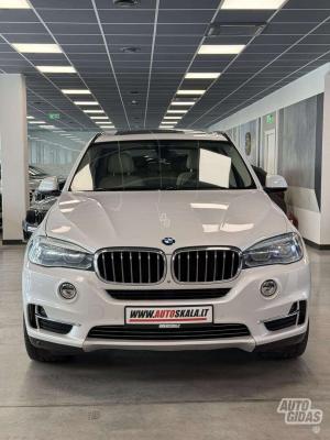 White BMW X5 2015 in Klaipeda, with an engine capacity of 3.00 L and mileage of 145 thousand km for 19500 €, photo 15 on AUTOMOTO.COM.LV