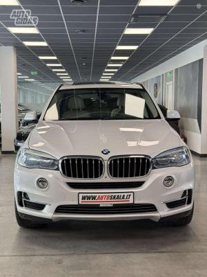 White BMW X5 2015 in Klaipeda, with an engine capacity of 0.00 L and mileage of 145 thousand km for 17950 €, photo 3 on AUTOMOTO.COM.LV