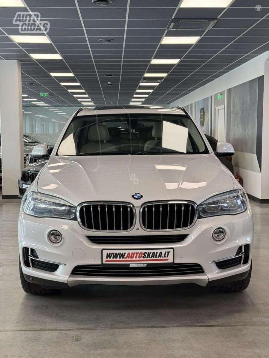 White BMW X5 2015 in Klaipeda, with an engine capacity of 0.00 L and mileage of 145 thousand km for 17950 €, photo 3 on AUTOMOTO.COM.LV