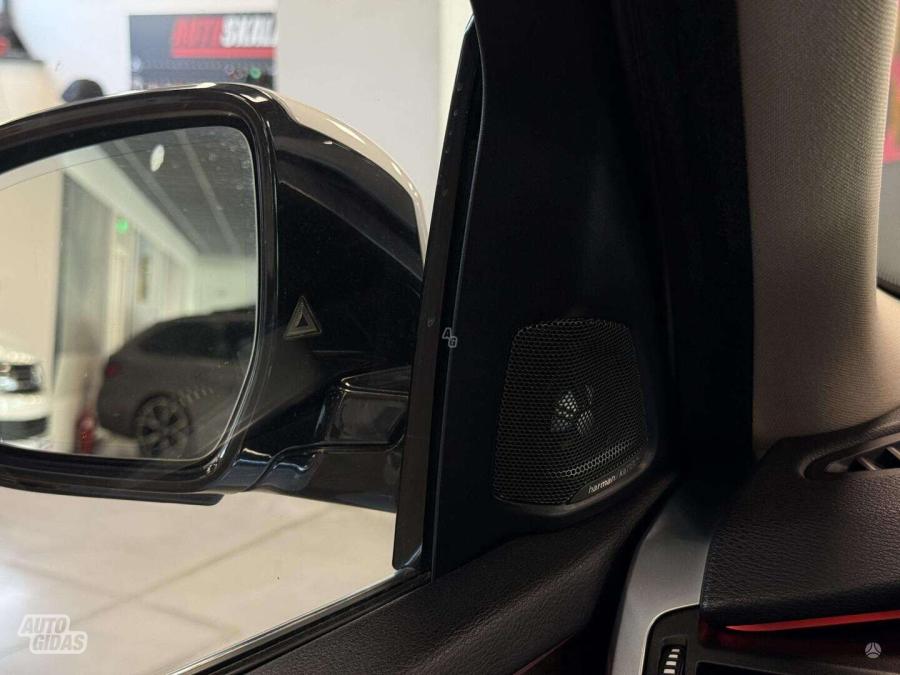 White BMW X5 2015 in Klaipeda, with an engine capacity of 0.00 L and mileage of 145 thousand km for 17950 €, photo 13 on AUTOMOTO.COM.LV