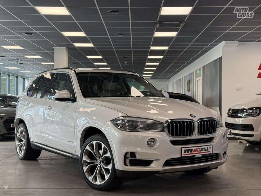 White BMW X5 2015 in Klaipeda, with an engine capacity of 0.00 L and mileage of 145 thousand km for 17950 €, photo 25 on AUTOMOTO.COM.LV