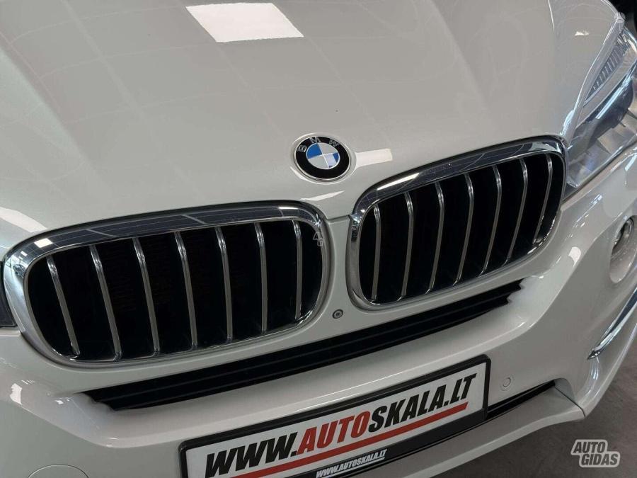 White BMW X5 2015 in Klaipeda, with an engine capacity of 0.00 L and mileage of 145 thousand km for 17950 €, photo 29 on AUTOMOTO.COM.LV