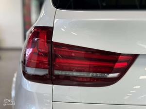 White BMW X5 2015 in Klaipeda, with an engine capacity of 0.00 L and mileage of 145 thousand km for 17950 €, photo 37 on AUTOMOTO.COM.LV