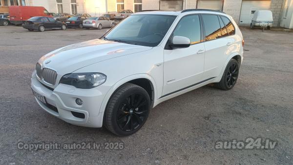 White BMW X5 2009 in Tallinn, with an engine capacity of 3.00 L and mileage of 240 thousand km for 10750 €, photo 2 on AUTOMOTO.COM.LV