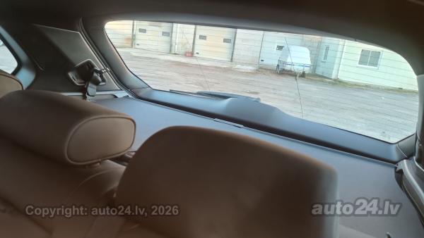 White BMW X5 2009 in Tallinn, with an engine capacity of 3.00 L and mileage of 240 thousand km for 10750 €, photo 9 on AUTOMOTO.COM.LV