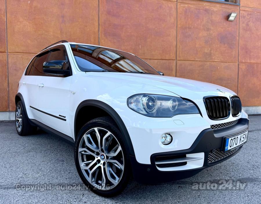 Белый БМВ Х5 2009 в Таллин, объемом двигателя 3.00 л и пробегом 250 тыс. км за 10000 €, фото 8 на AUTOMOTO.COM.LV
