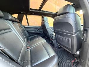 Белый БМВ Х5 2009 в Таллин, объемом двигателя 3.00 л и пробегом 250 тыс. км за 10000 €, фото 14 на AUTOMOTO.COM.LV