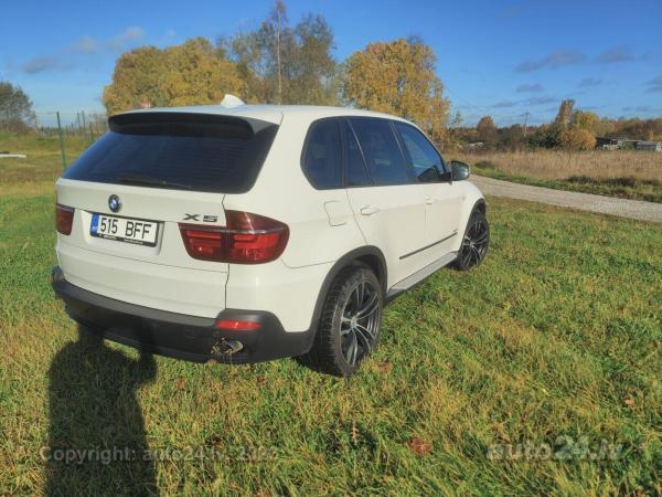 White BMW X5 2010 in Tallinn, with an engine capacity of 3.00 L and mileage of 266 thousand km for 11900 €, photo 6 on AUTOMOTO.COM.LV