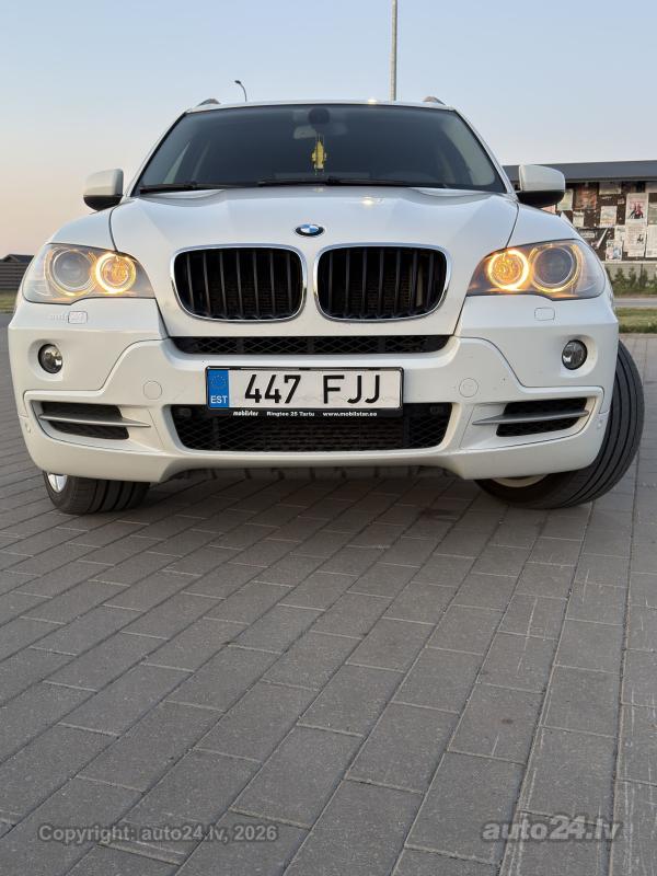 White BMW X5 2010 in Tallinn, with an engine capacity of 3.00 L and mileage of 326 thousand km for 10500 €, photo 5 on AUTOMOTO.COM.LV