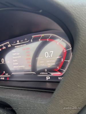 White BMW X5 2010 in Tallinn, with an engine capacity of 3.00 L and mileage of 326 thousand km for 10500 €, photo 12 on AUTOMOTO.COM.LV