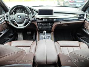 Balts BMW X5 2014 Jehvi, ar dzinēja tilpumu 3.00 L un nobraukumu 337 tūkst. km par 21999 €, foto 12 vietnē AUTOMOTO.COM.LV
