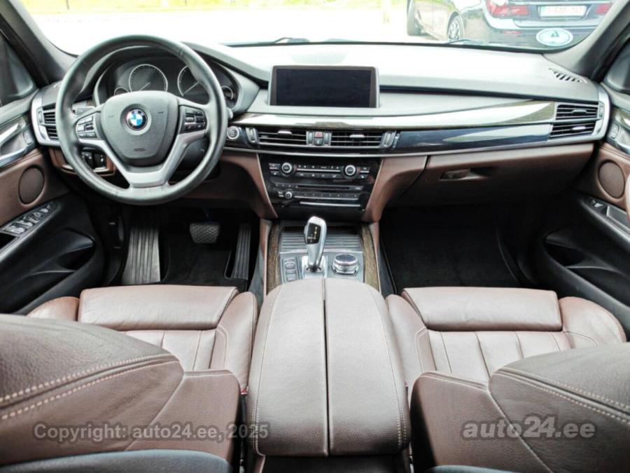Balts BMW X5 2014 Jehvi, ar dzinēja tilpumu 3.00 L un nobraukumu 337 tūkst. km par 21999 €, foto 12 vietnē AUTOMOTO.COM.LV