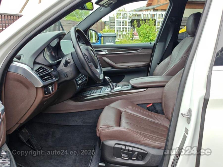 Balts BMW X5 2014 Jehvi, ar dzinēja tilpumu 3.00 L un nobraukumu 337 tūkst. km par 21999 €, foto 14 vietnē AUTOMOTO.COM.LV