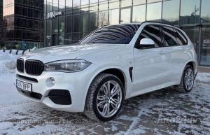 Balts BMW X5 2014 Tallina, ar dzinēja tilpumu 3.00 L un nobraukumu 206 tūkst. km par 27999 €, foto 2 vietnē AUTOMOTO.COM.LV