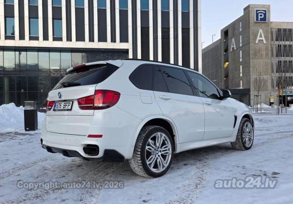Balts BMW X5 2014 Tallina, ar dzinēja tilpumu 3.00 L un nobraukumu 206 tūkst. km par 27999 €, foto 5 vietnē AUTOMOTO.COM.LV