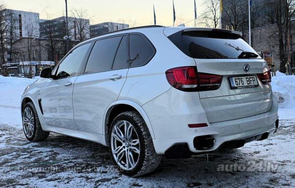 Balts BMW X5 2014 Tallina, ar dzinēja tilpumu 3.00 L un nobraukumu 206 tūkst. km par 27999 €, foto 6 vietnē AUTOMOTO.COM.LV