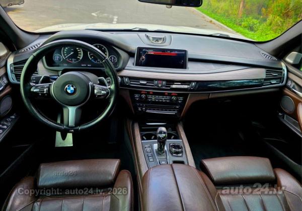 Balts BMW X5 2014 Tallina, ar dzinēja tilpumu 3.00 L un nobraukumu 206 tūkst. km par 27999 €, foto 11 vietnē AUTOMOTO.COM.LV