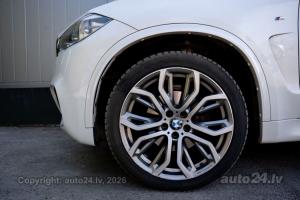Balts BMW X5 2014 Tallina, ar dzinēja tilpumu 3.00 L un nobraukumu 166 tūkst. km par 25990 €, foto 5 vietnē AUTOMOTO.COM.LV
