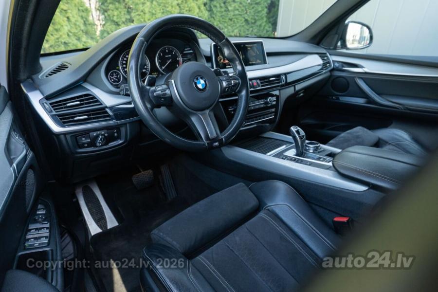 Balts BMW X5 2014 Tallina, ar dzinēja tilpumu 3.00 L un nobraukumu 166 tūkst. km par 25990 €, foto 7 vietnē AUTOMOTO.COM.LV